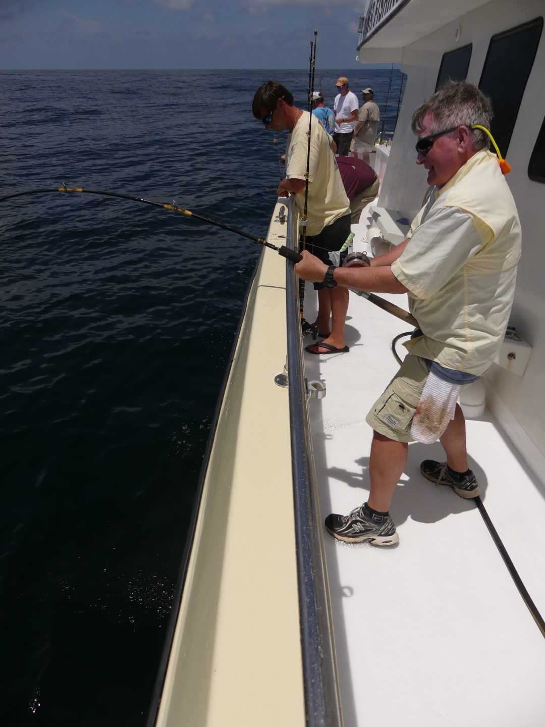Red Snapper Bottom Fishing - Boat Positioning | Great Days Outdoors